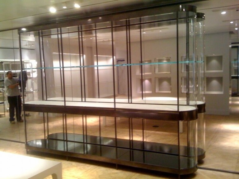Create Eye-Catching Display Cases With Custom Bent Glass - Bent Glass ...